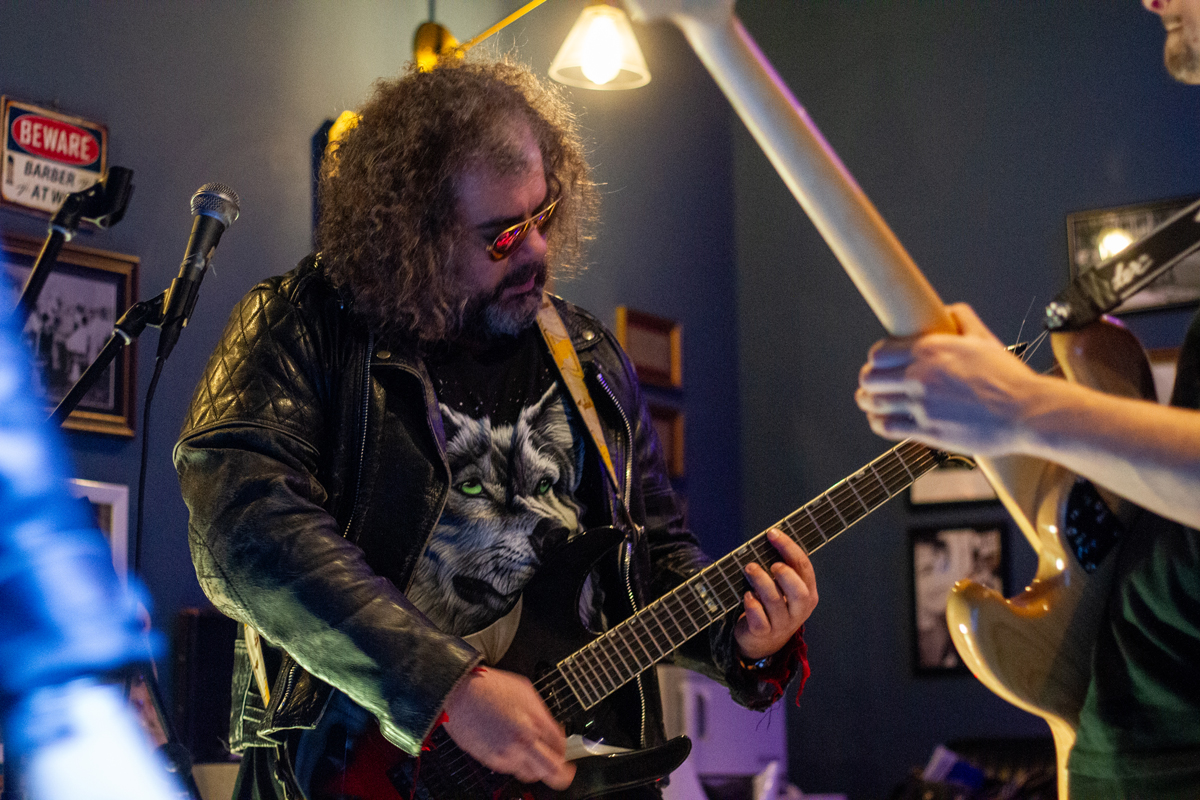 Stormwolf - Ruvido Barber Shop Rock Club