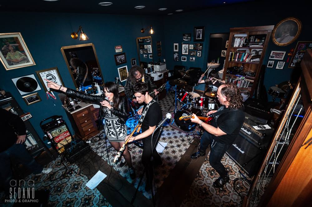 Stormwolf - Ruvido Barber Shop Rock Club